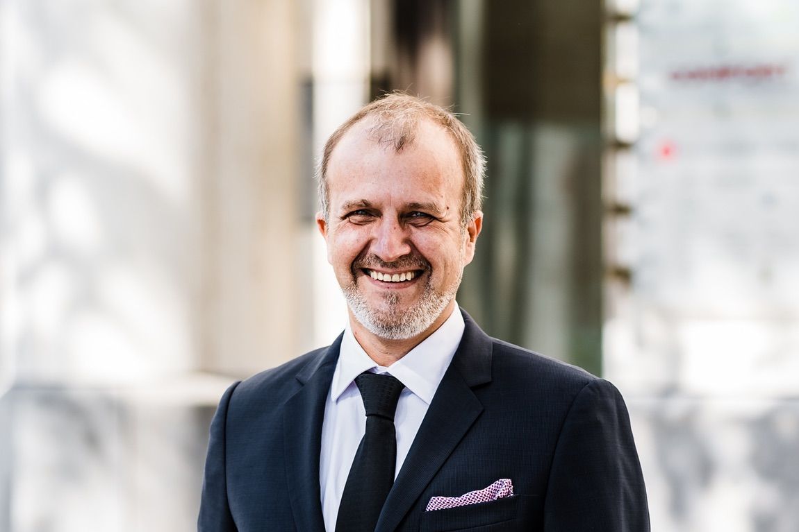 Mikroinvasive Glaukombehandlung mit dem ELIOS Excimerlaser